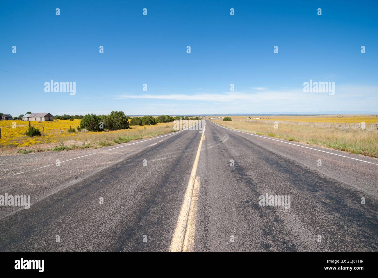 Straight road ahead hi-res stock photography and images - Alamy