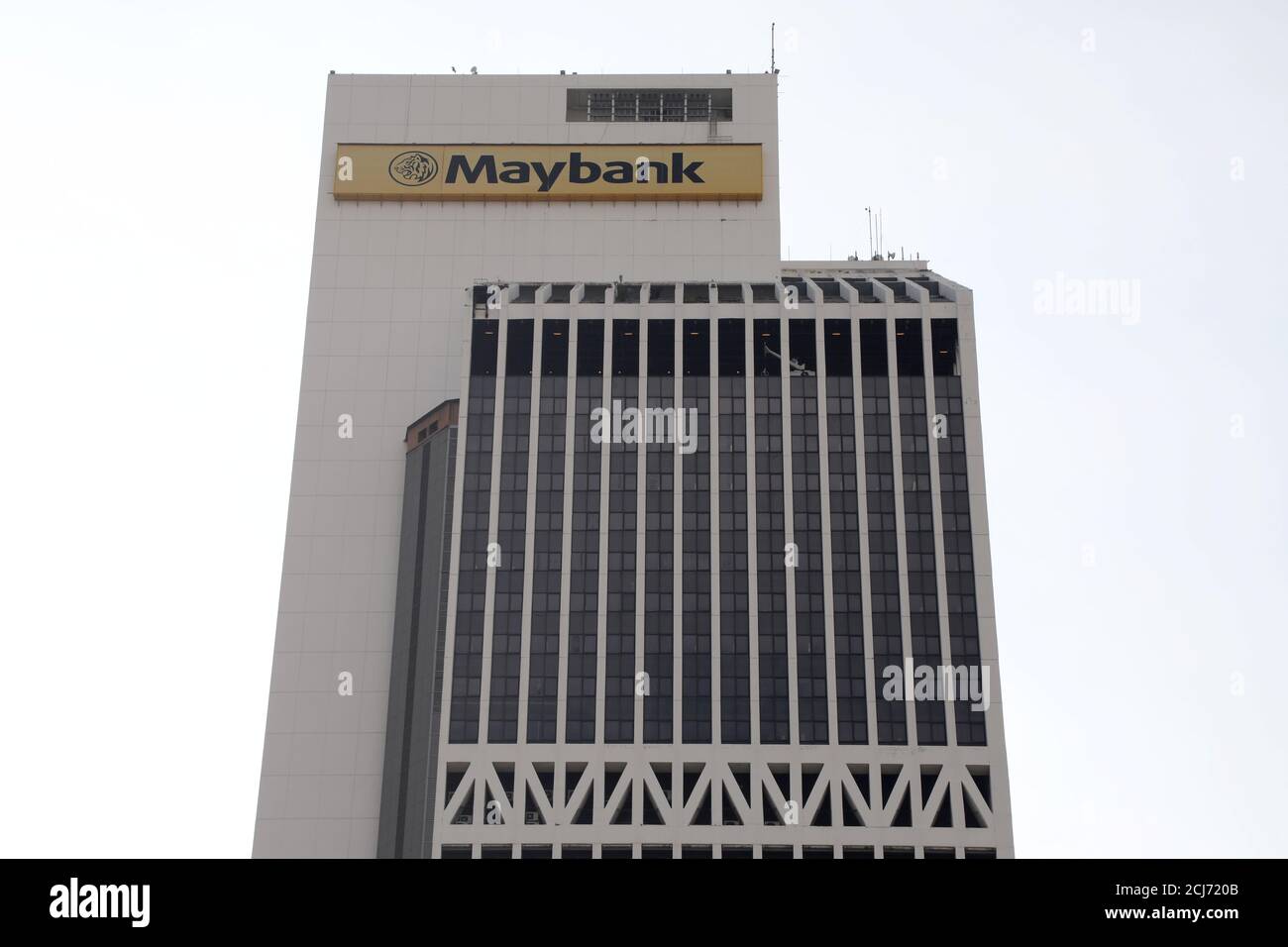 Kuala lumpur malaysia maybank tower hi-res stock photography and images ...