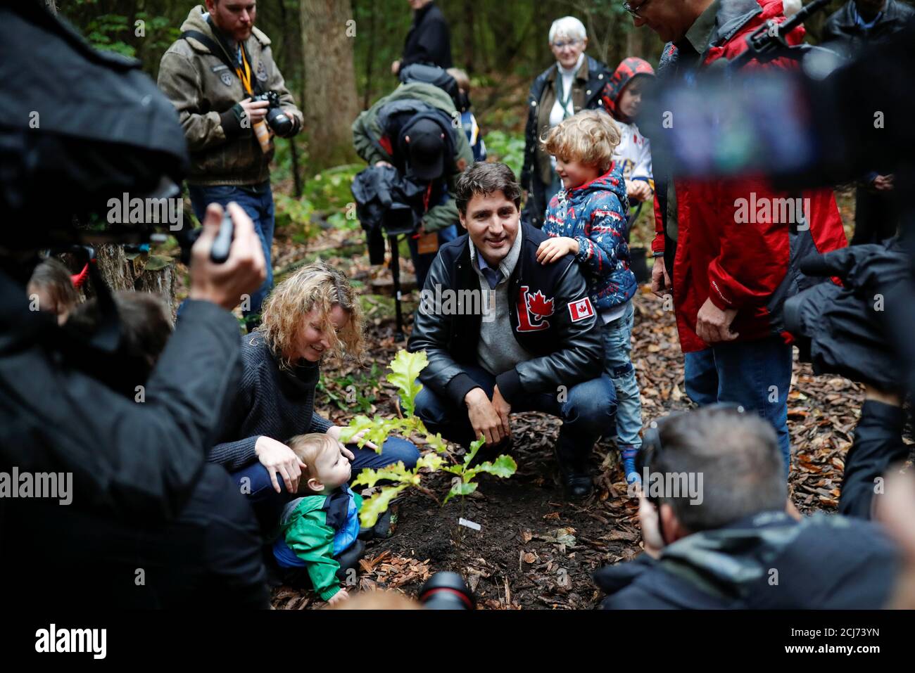 Tree planting campaign hi-res stock photography and images - Alamy