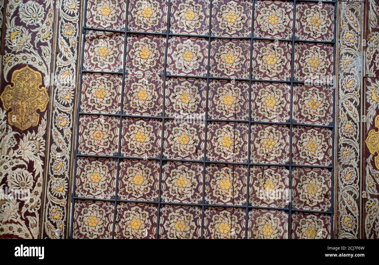 Floral carpet design hi-res stock photography and images - Alamy