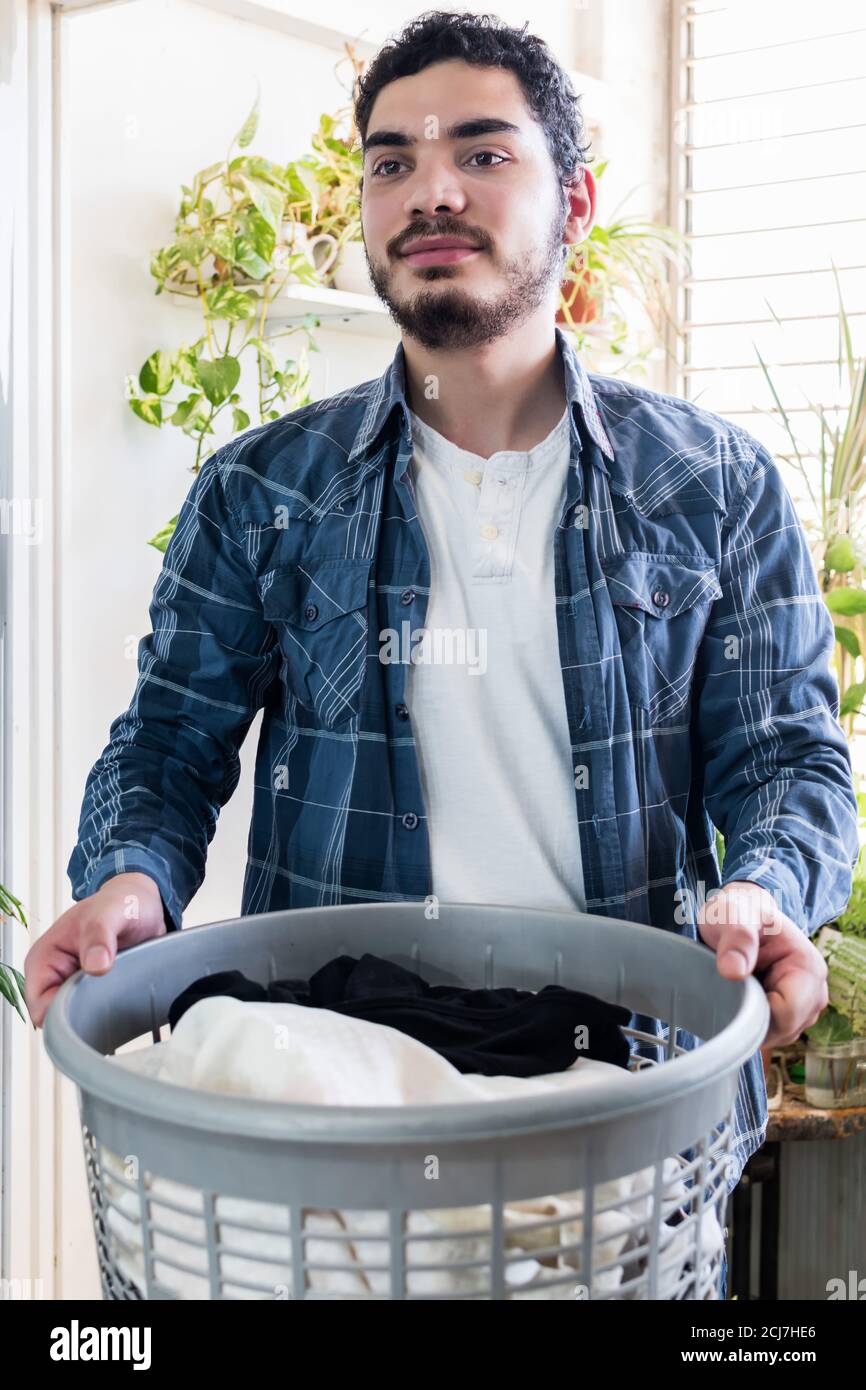 Man carrying washing machine hi-res stock photography and images - Alamy