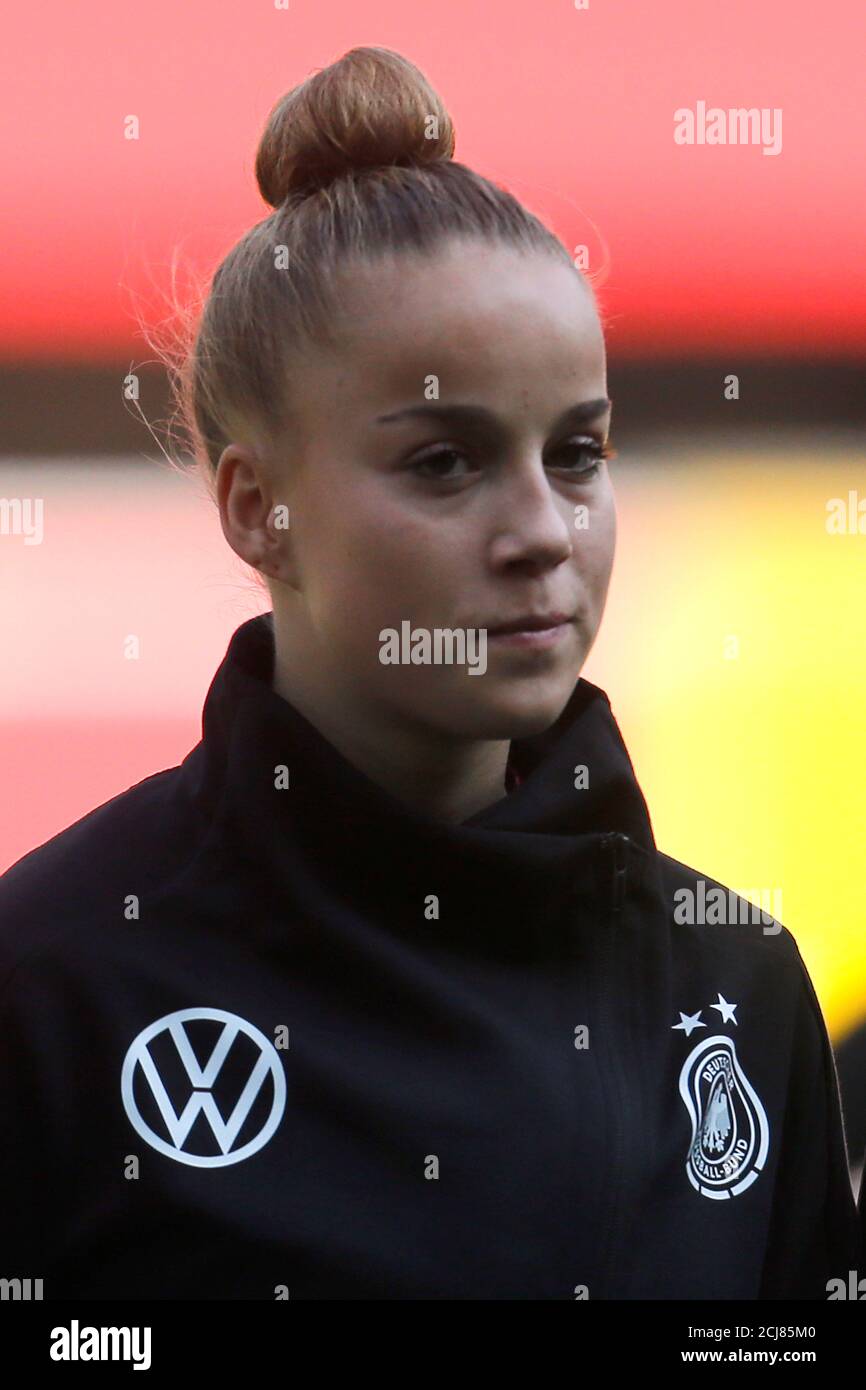 Giulia gwinn germany international hi-res stock photography and images ...