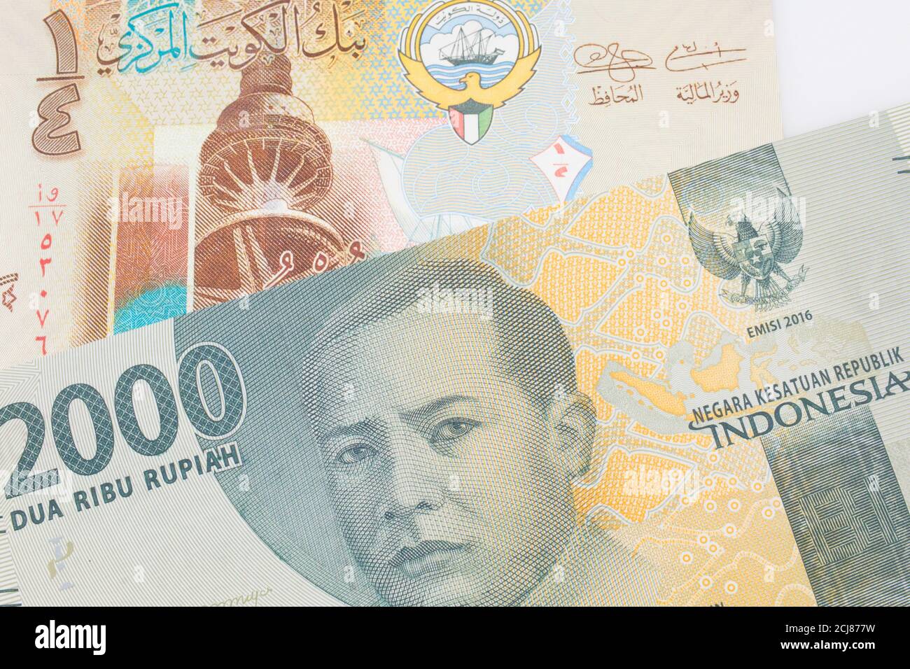 Kuwaiti Dinar Bank Note High Resolution Stock Photography and Images ...