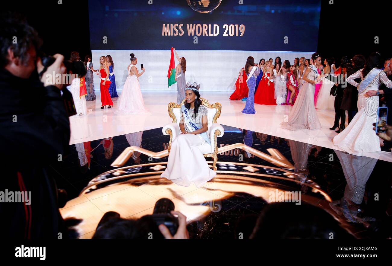 Miss world 2019 toni ann singh hi-res stock photography and images - Alamy