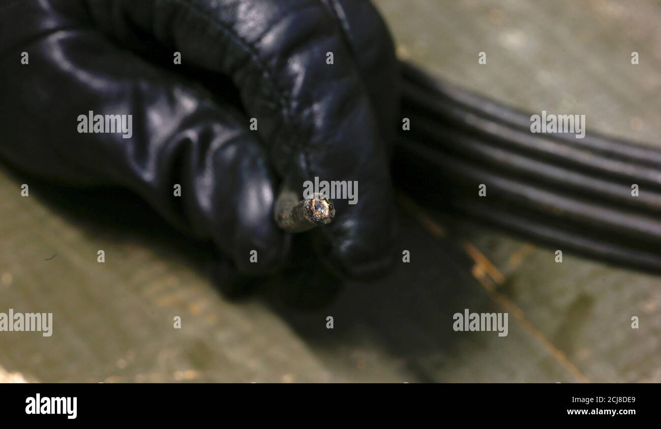 Detonating cord hi-res stock photography and images - Alamy