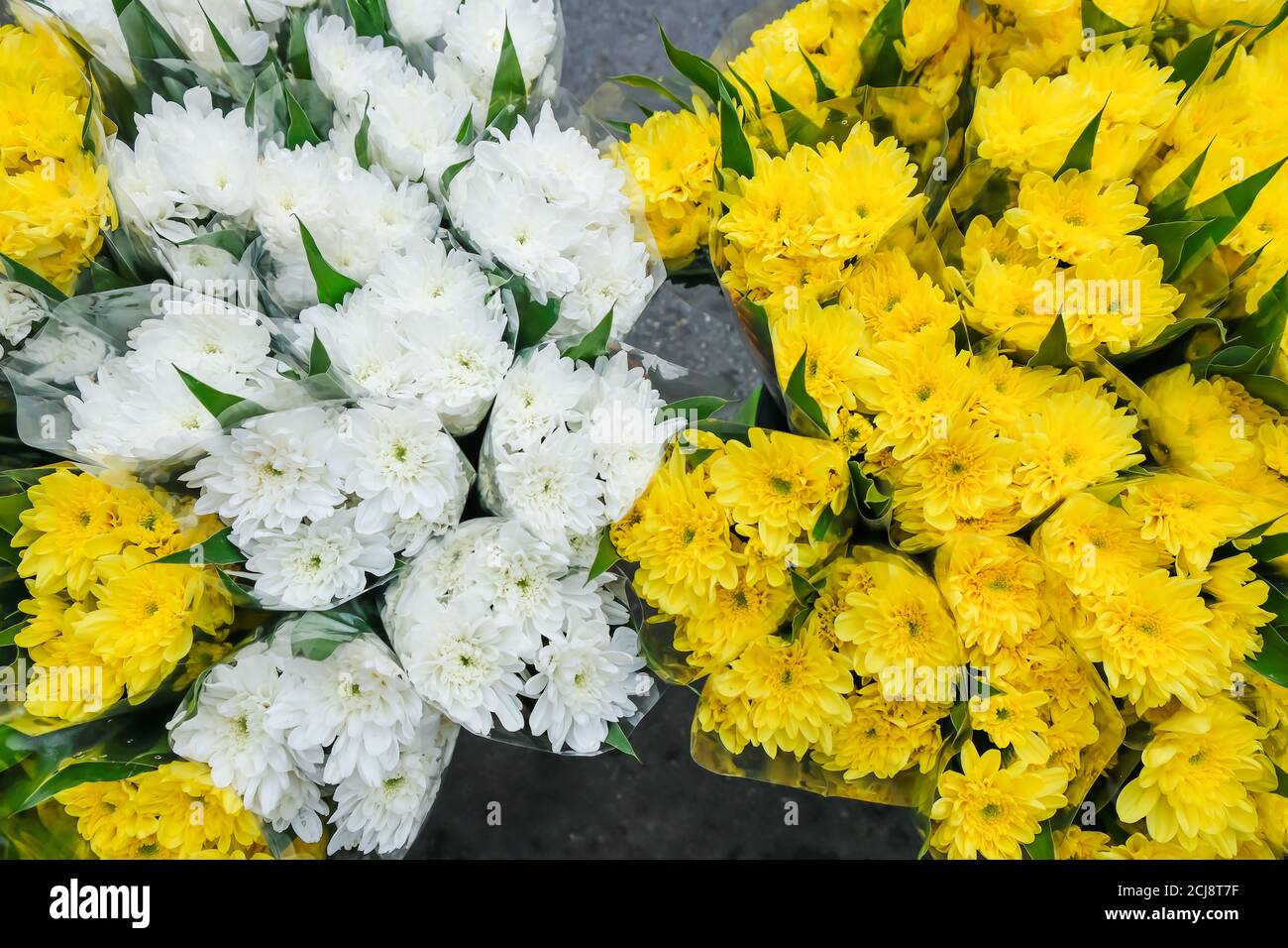 Florist shop sidewalk hi-res stock photography and images - Alamy