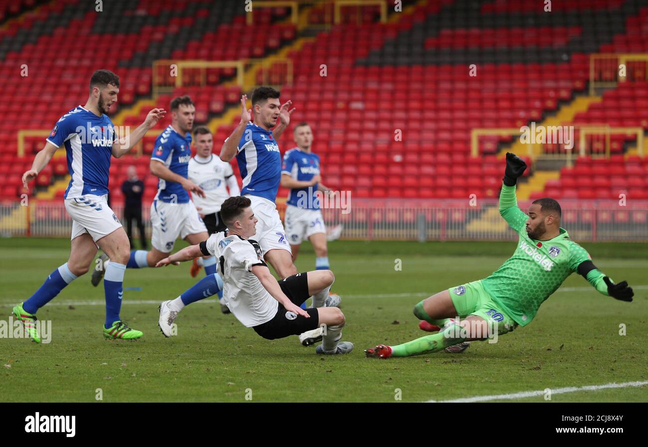 Oldham goalkeeper hi-res stock photography and images - Alamy