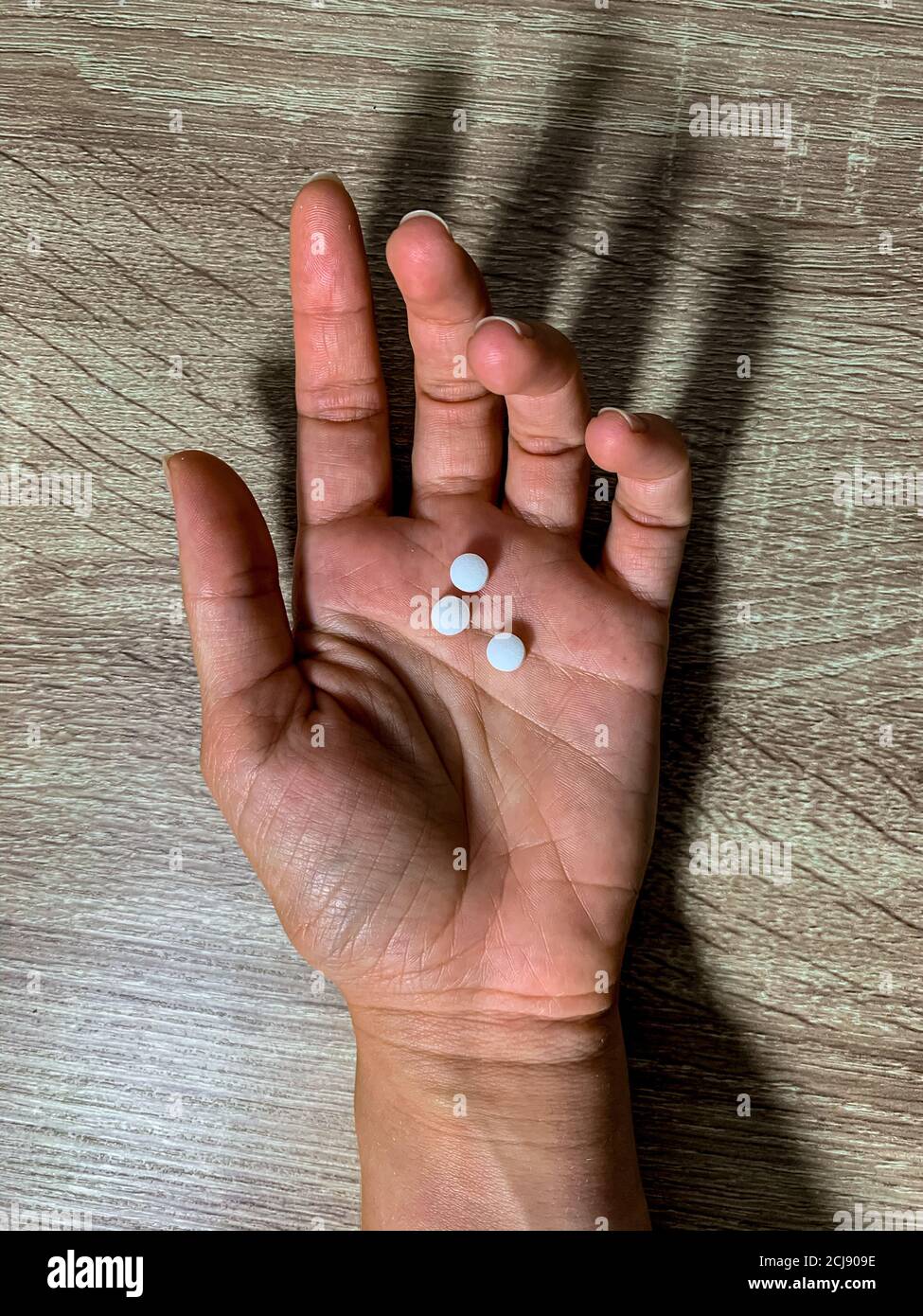 Nicotine tablets hi-res stock photography and images - Alamy