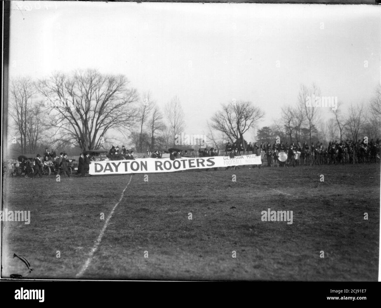 Historical football crowd hi-res stock photography and images - Alamy