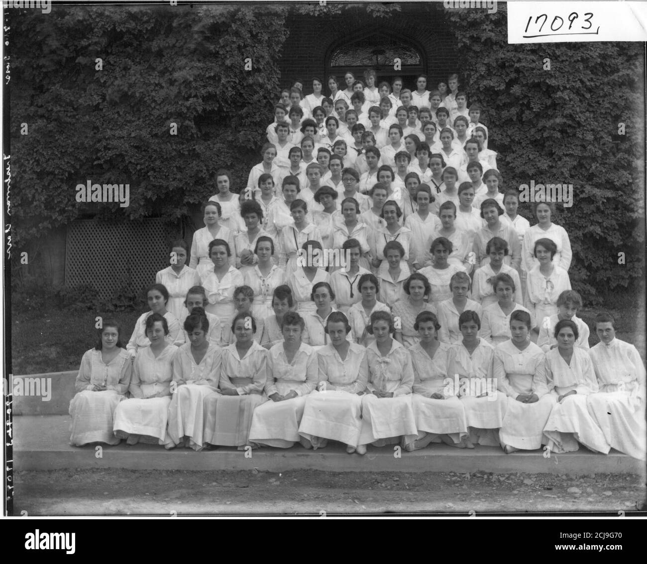 Class of 1917 hi-res stock photography and images - Alamy