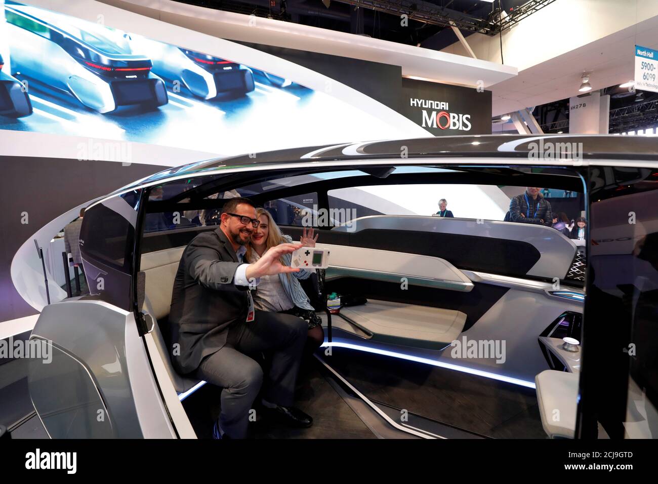 M vision hi-res stock photography and images - Alamy