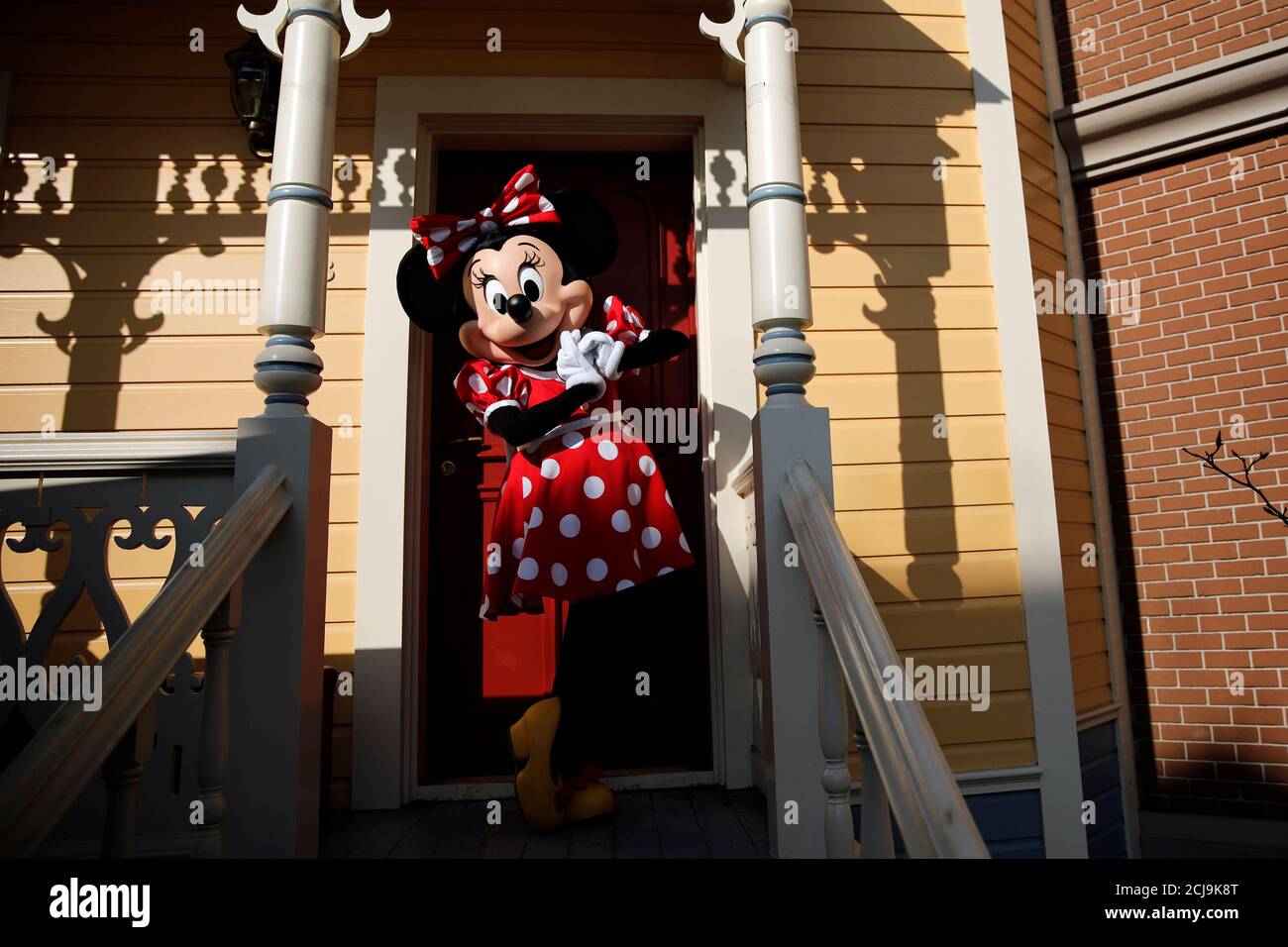 Minnie mouse character disneyland in hi-res stock photography and ...