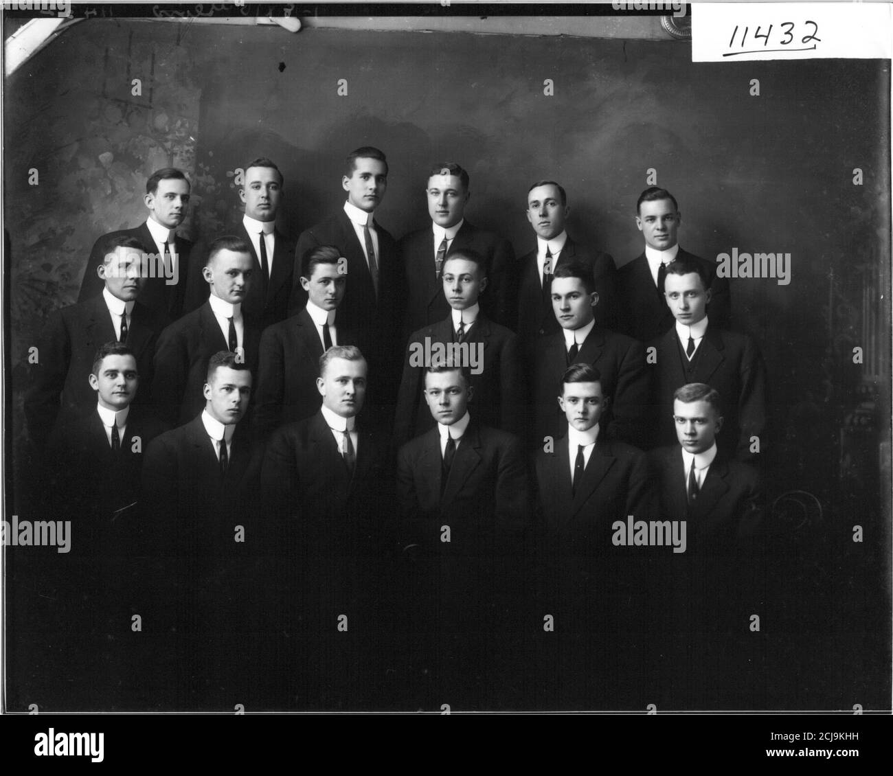 Black group photo 1912 hi-res stock photography and images - Alamy