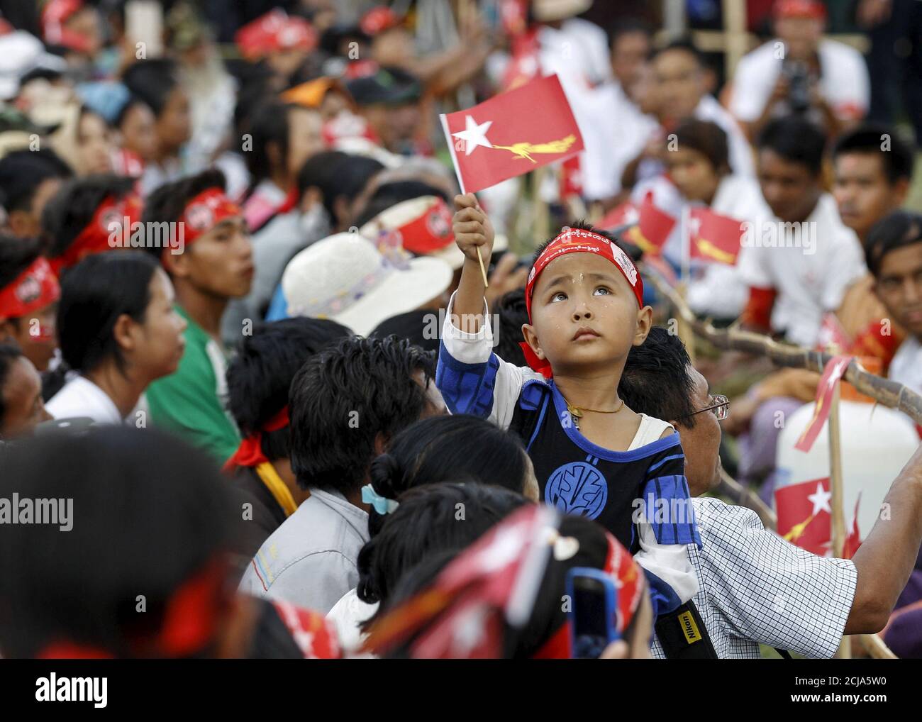 Myanmar 2015 nld flag hi-res stock photography and images - Alamy
