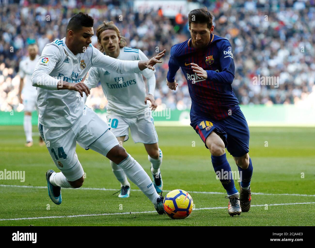 Luka modric real lionel messi hi-res stock photography and images - Alamy