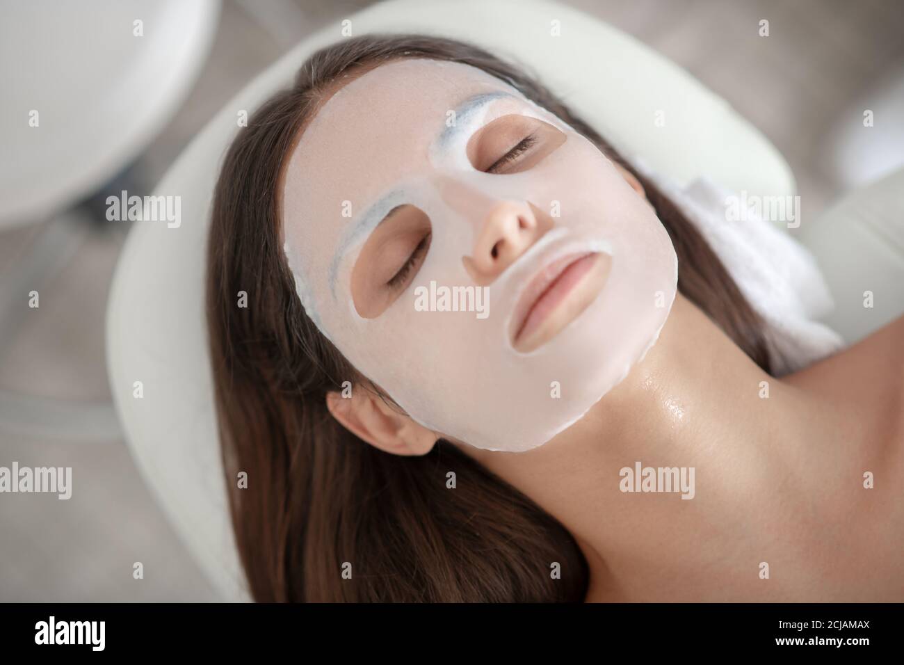 Facial mask sheet hi-res stock photography and images - Alamy
