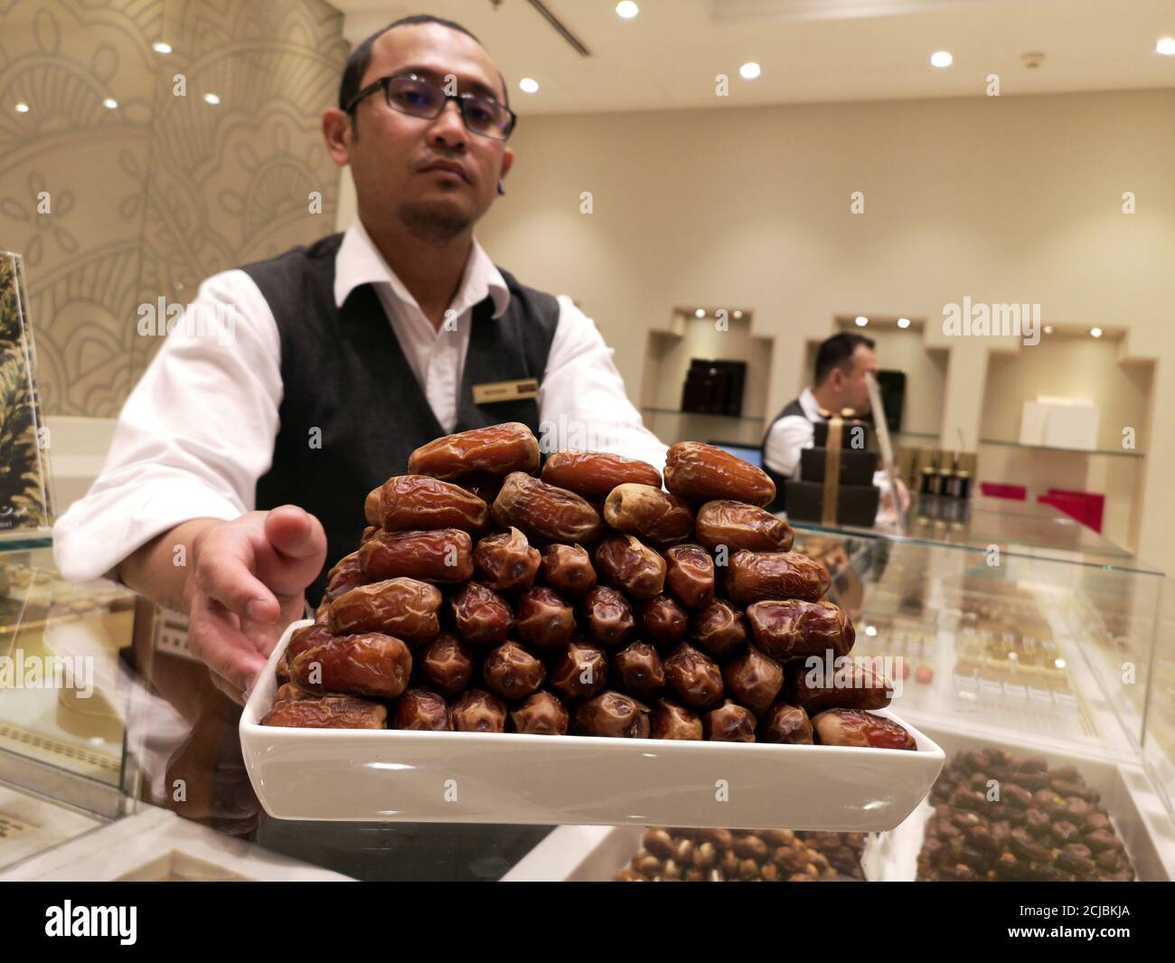 Bateel dates hi-res stock photography and images - Alamy