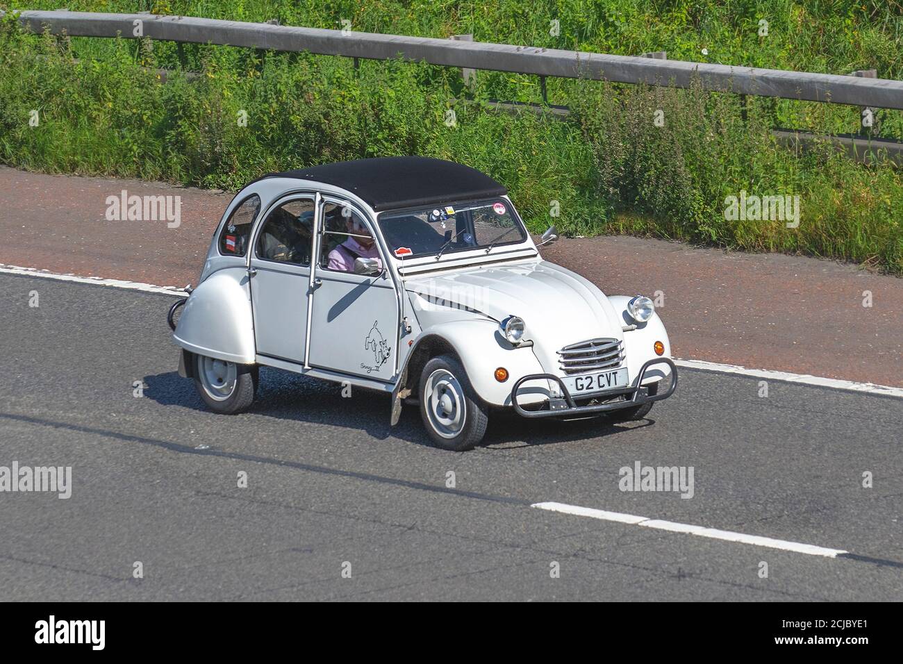 Car isolated 1990 hi-res stock photography and images - Alamy