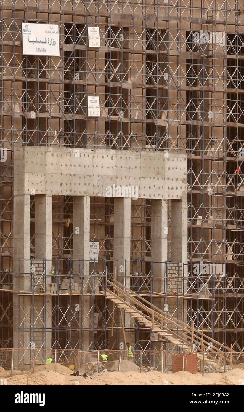 New administrative capital egypt hi-res stock photography and images ...