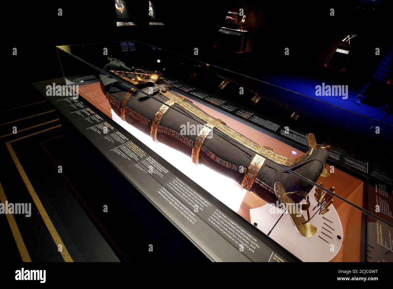 Mummy trappings hi-res stock photography and images - Alamy