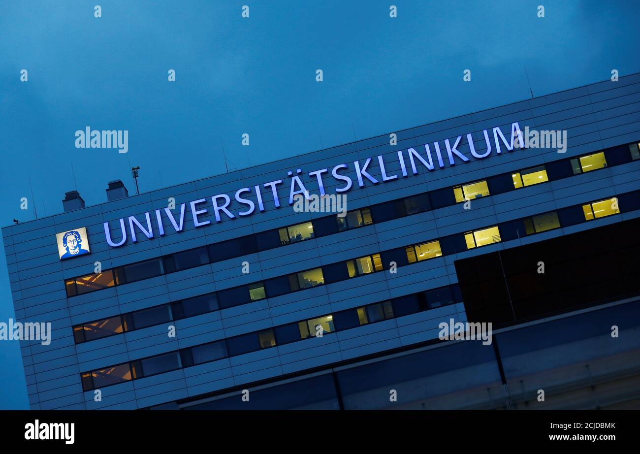 Universitaetsklinikum Frankfurt Hi res Stock Photography And Images Alamy Universitaetsklinikum Frankfurt Hi res Stock Photography And Images Alamy