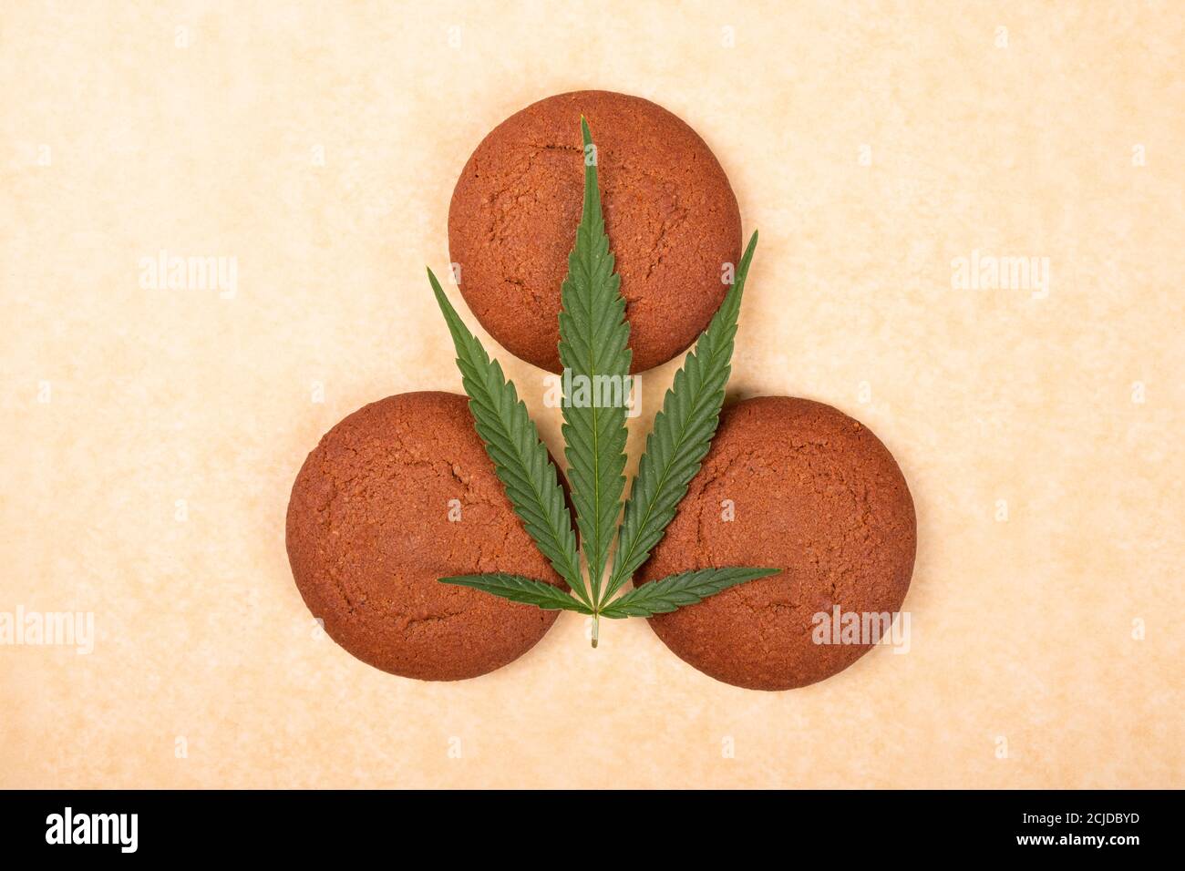 Cannabis cookie marijuana sweets hi-res stock photography and images ...