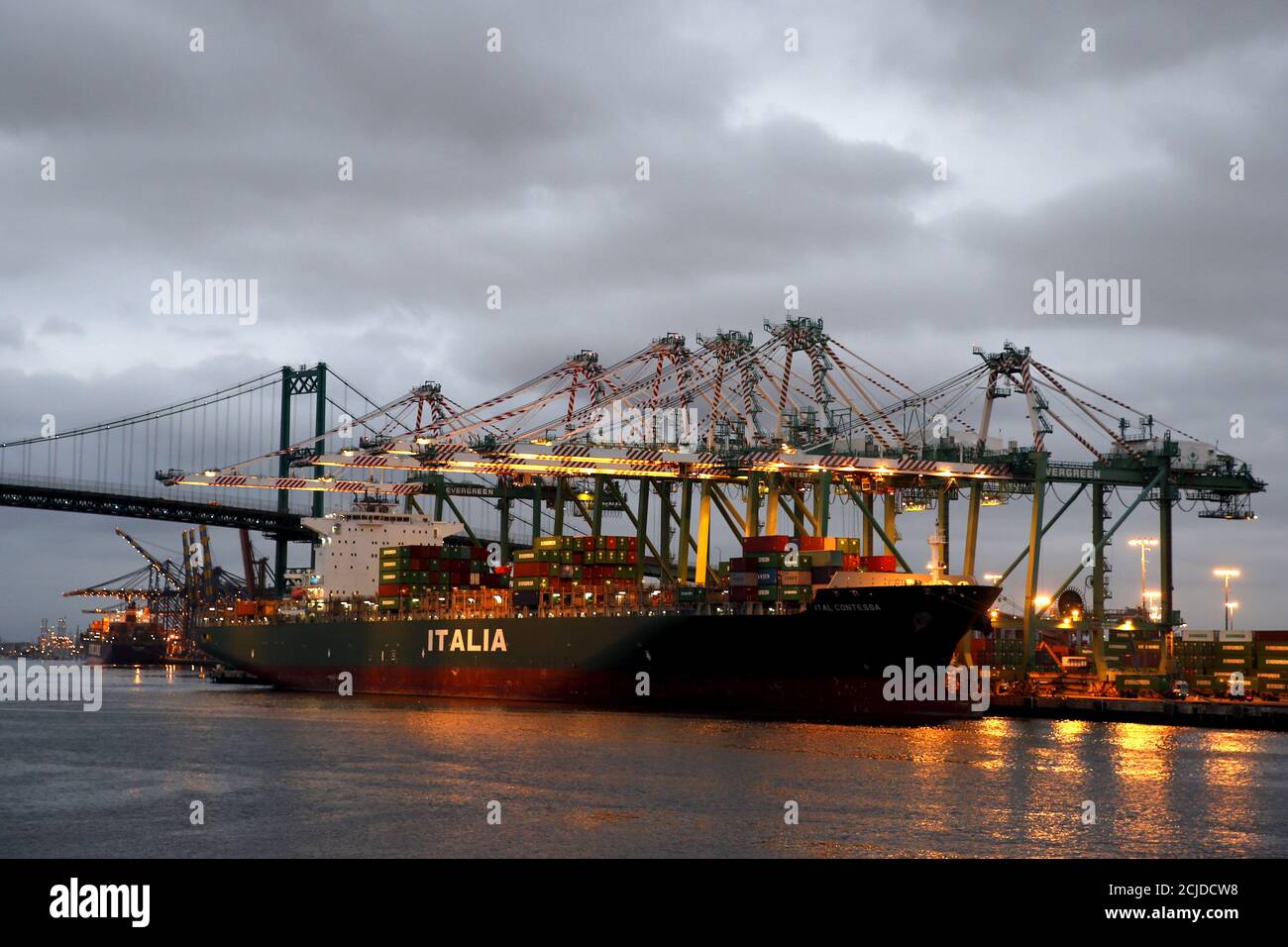 Port Nicholson High Resolution Stock Photography and Images - Alamy