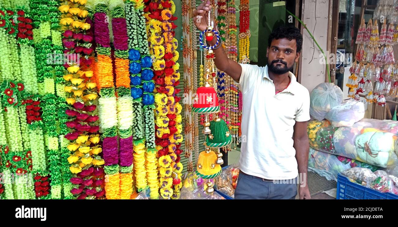 Indian Salesman High Resolution Stock Photography and Images - Alamy