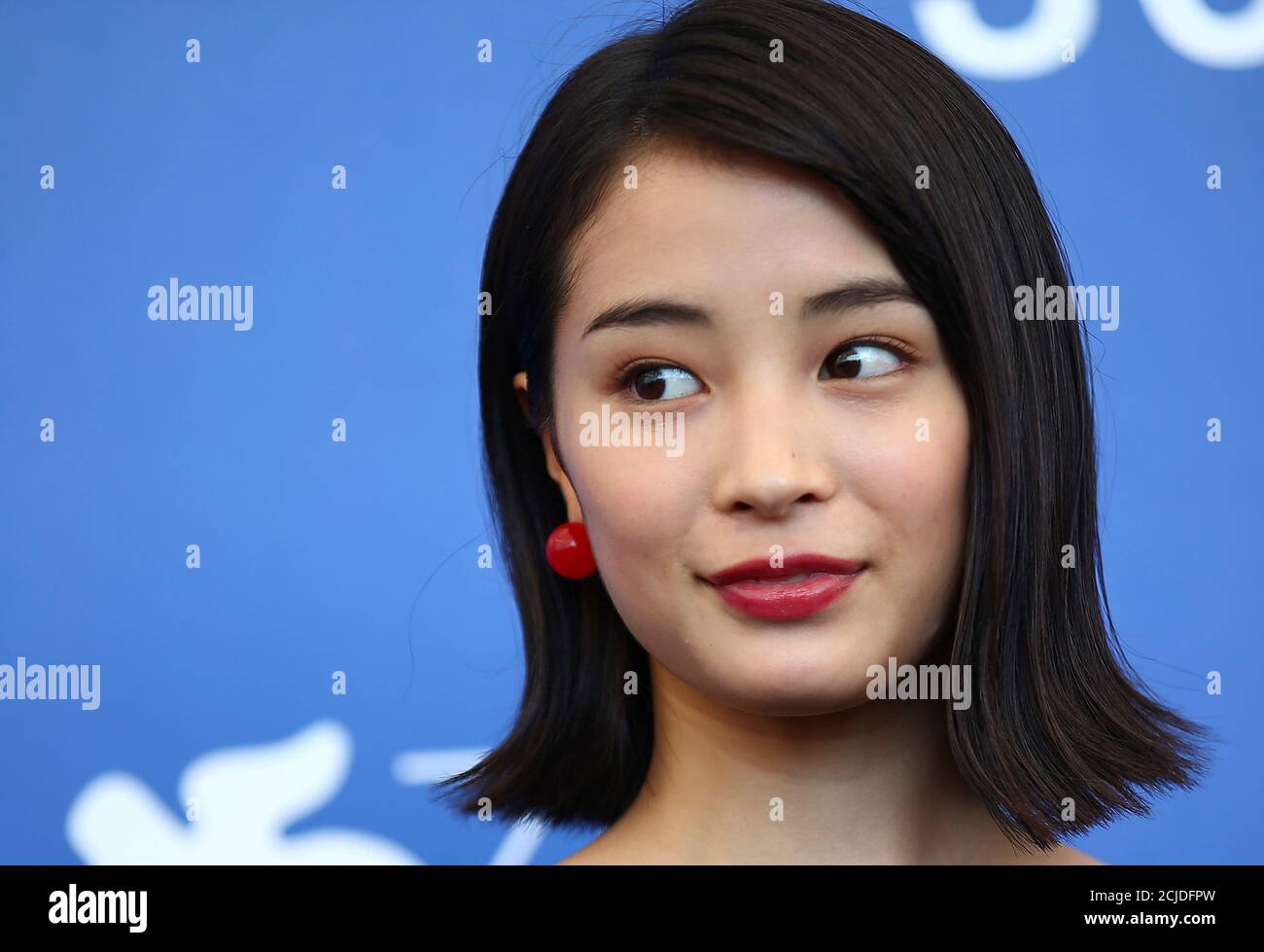 Suzu hirose hi-res stock photography and images - Alamy
