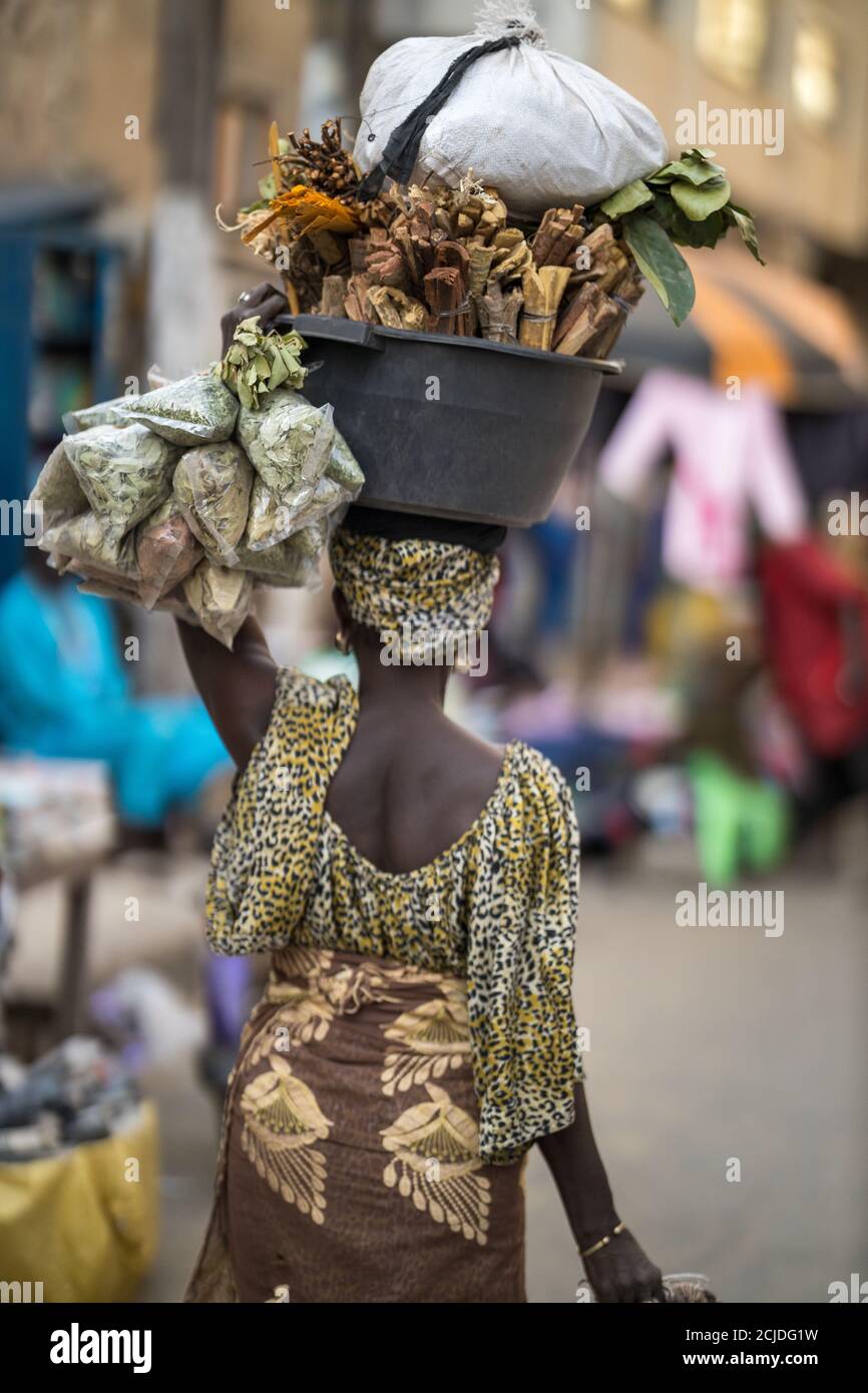 Sandaga market dakar hi-res stock photography and images - Alamy
