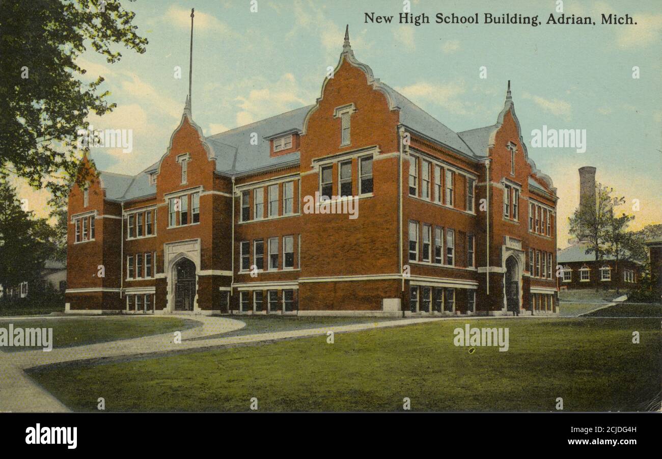 High school building 1940s hi-res stock photography and images - Alamy