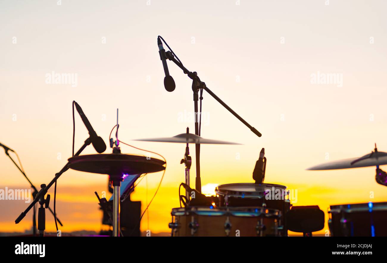 Live Microphone High Resolution Stock Photography and Images - Alamy