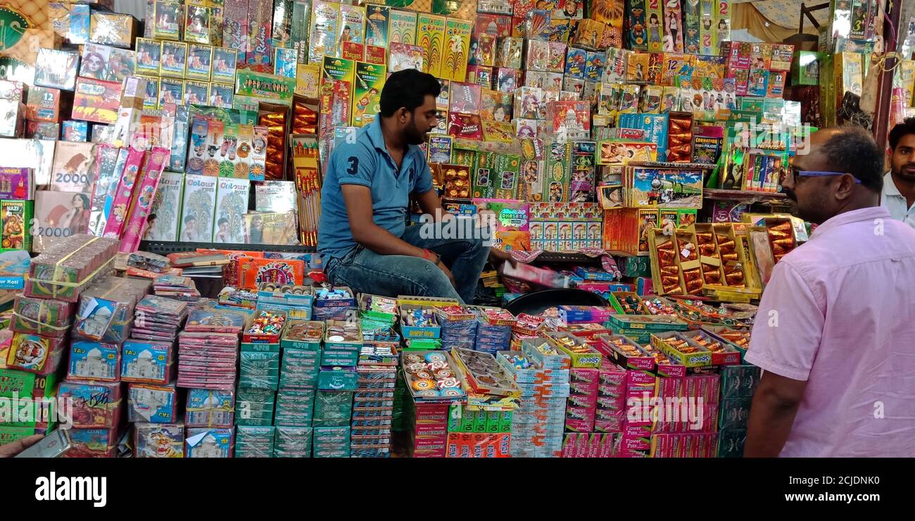 DISTRICT KATNI, INDIA - OCTOBER 15, 2019: An indian city shopkeeper ...