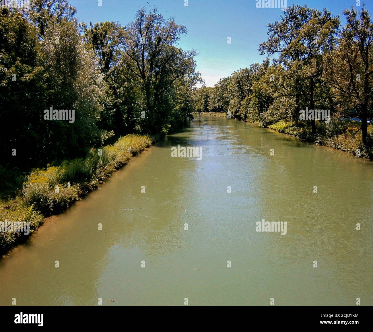 Tree lined waterway hi-res stock photography and images - Alamy