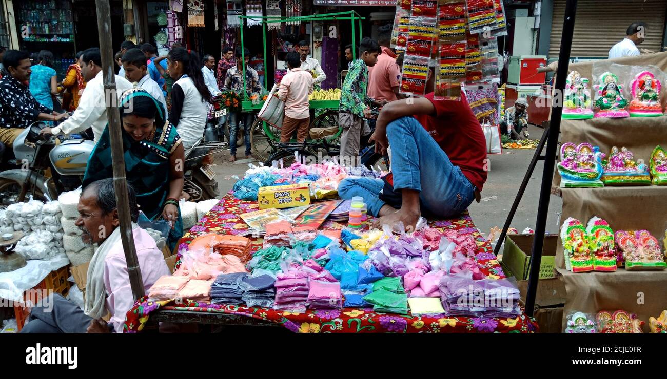 DISTRICT KATNI, INDIA - OCTOBER 19, 2019: Asian poor male carriage ...