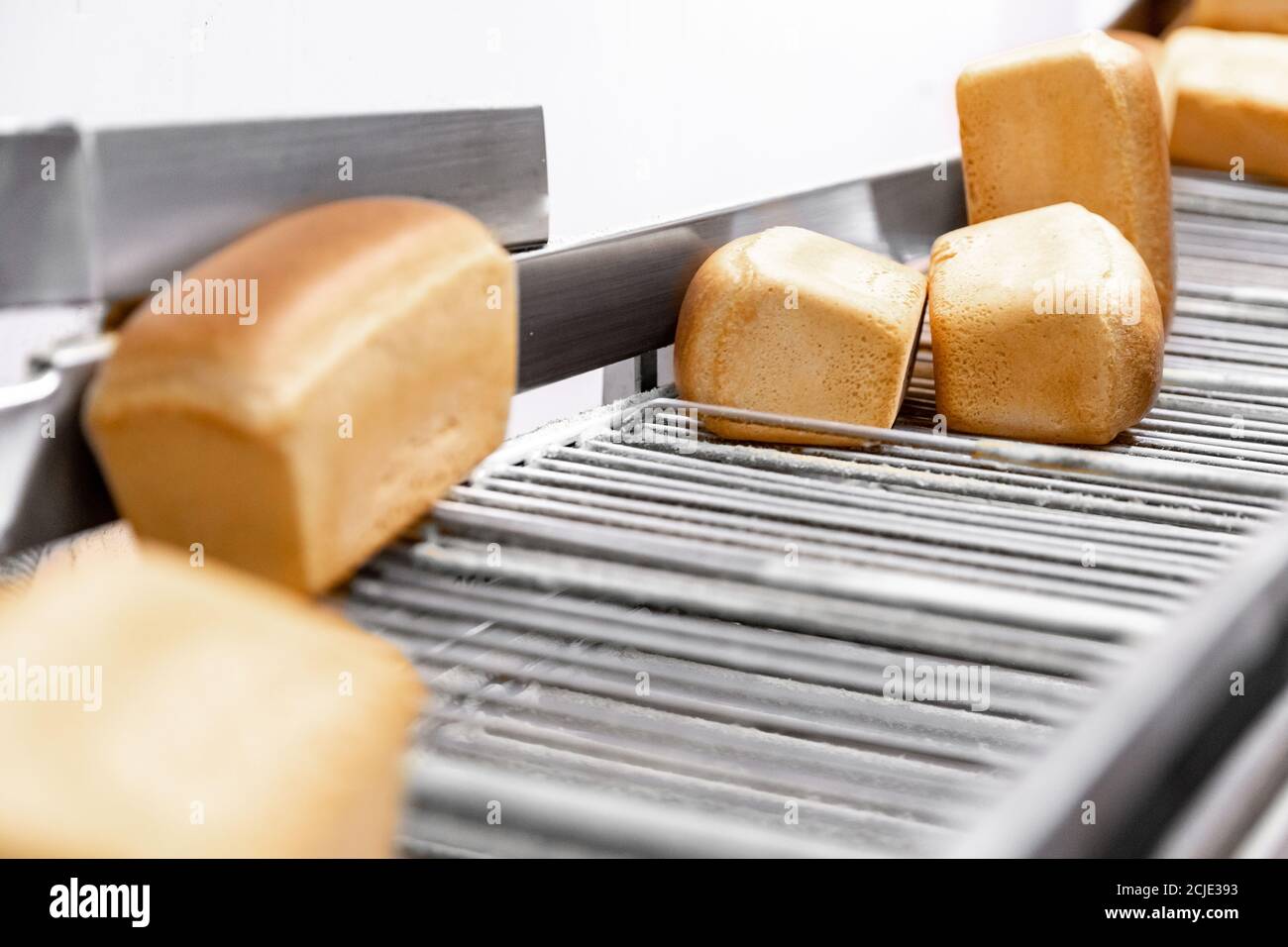 Automated bakery machine hi-res stock photography and images - Alamy