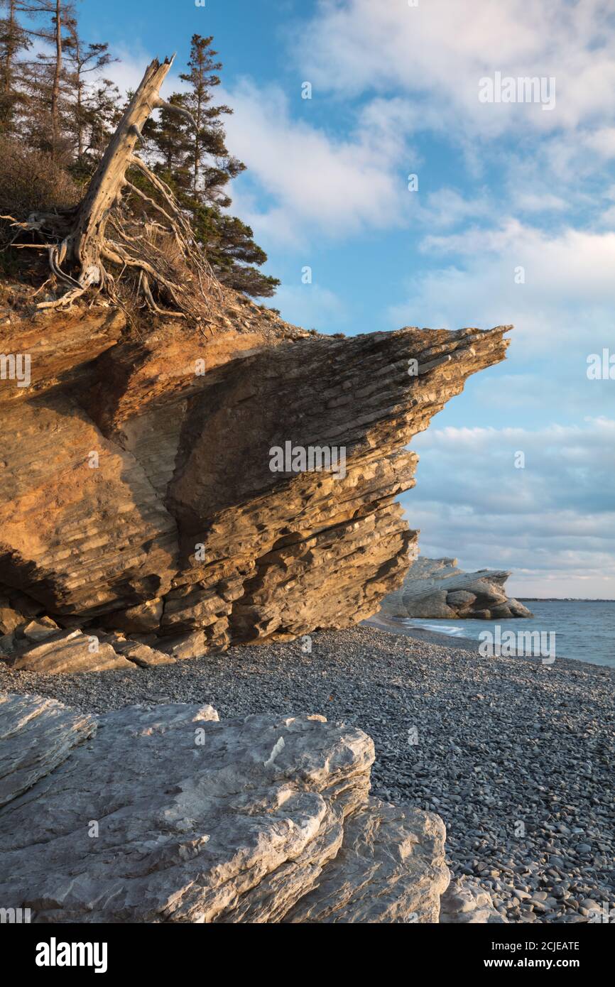 Layers of rock on Cap Bon Ami, with Cap des Rosiers beyond, Forillon ...