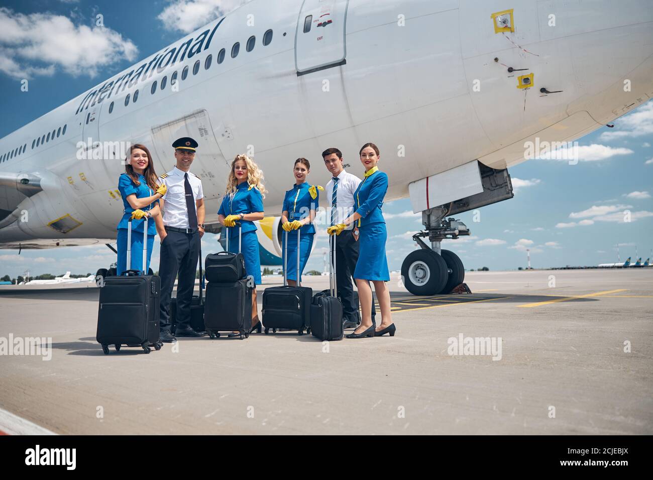 Aircrew members hi-res stock photography and images - Alamy