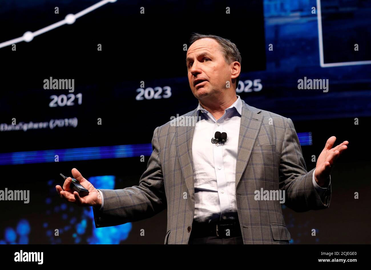 Swan service hi-res stock photography and images - Alamy