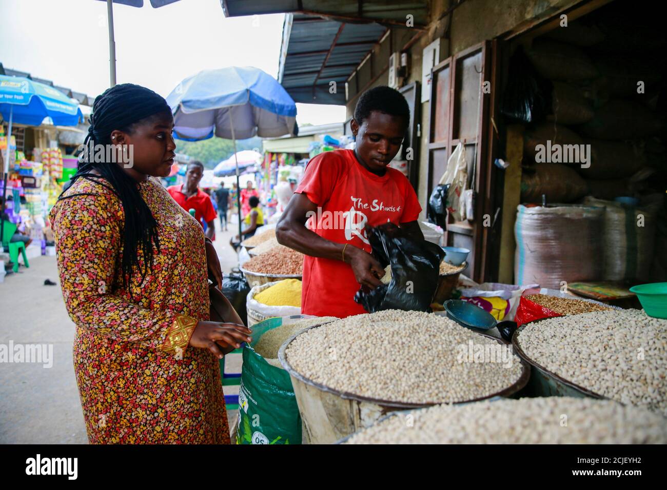 Grain shop hi-res stock photography and images - Alamy