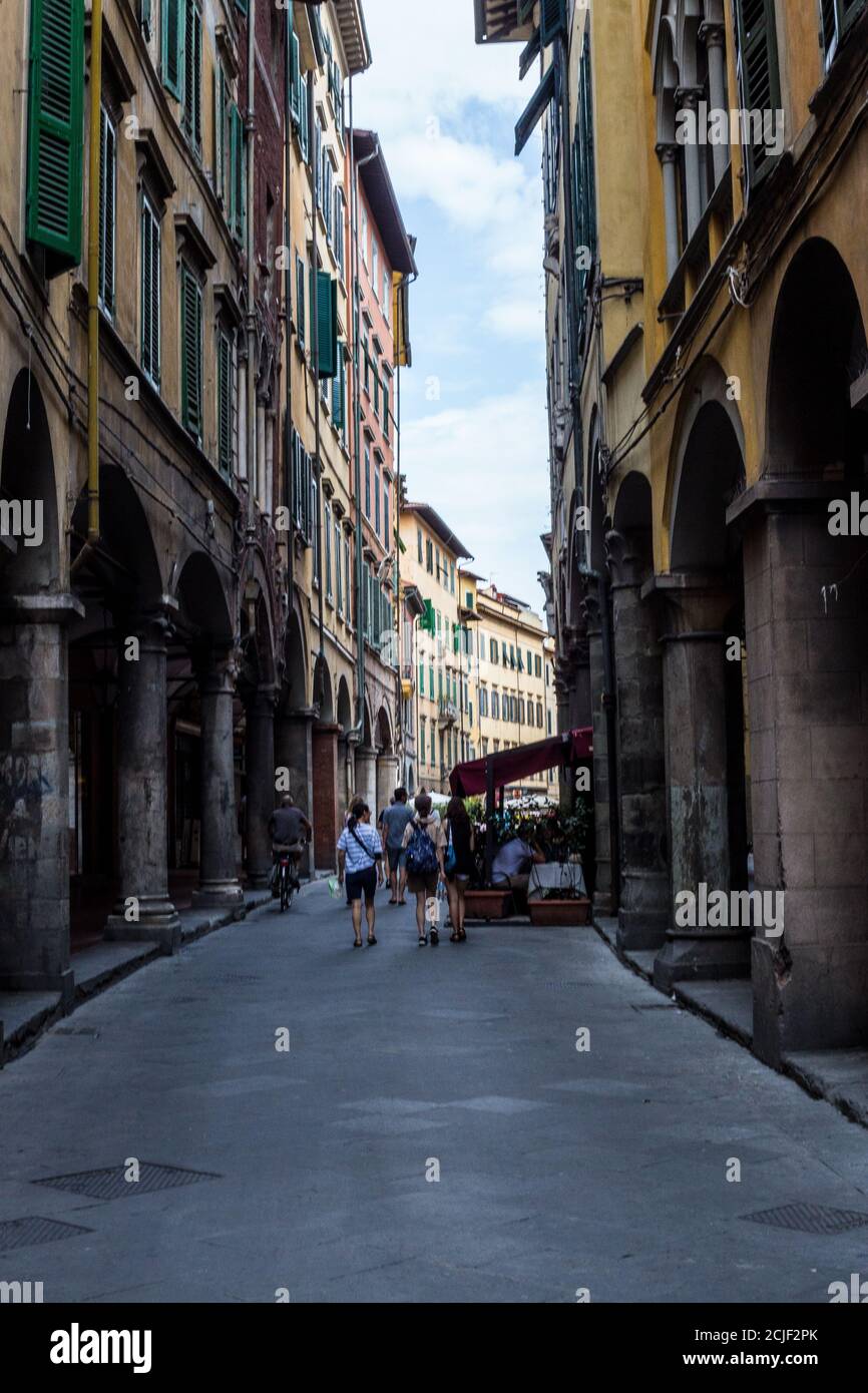 Street pisa hi-res stock photography and images - Alamy