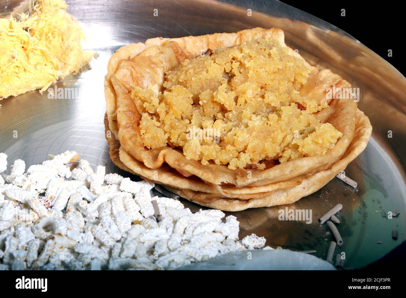 Halwa puri hi-res stock photography and images - Alamy