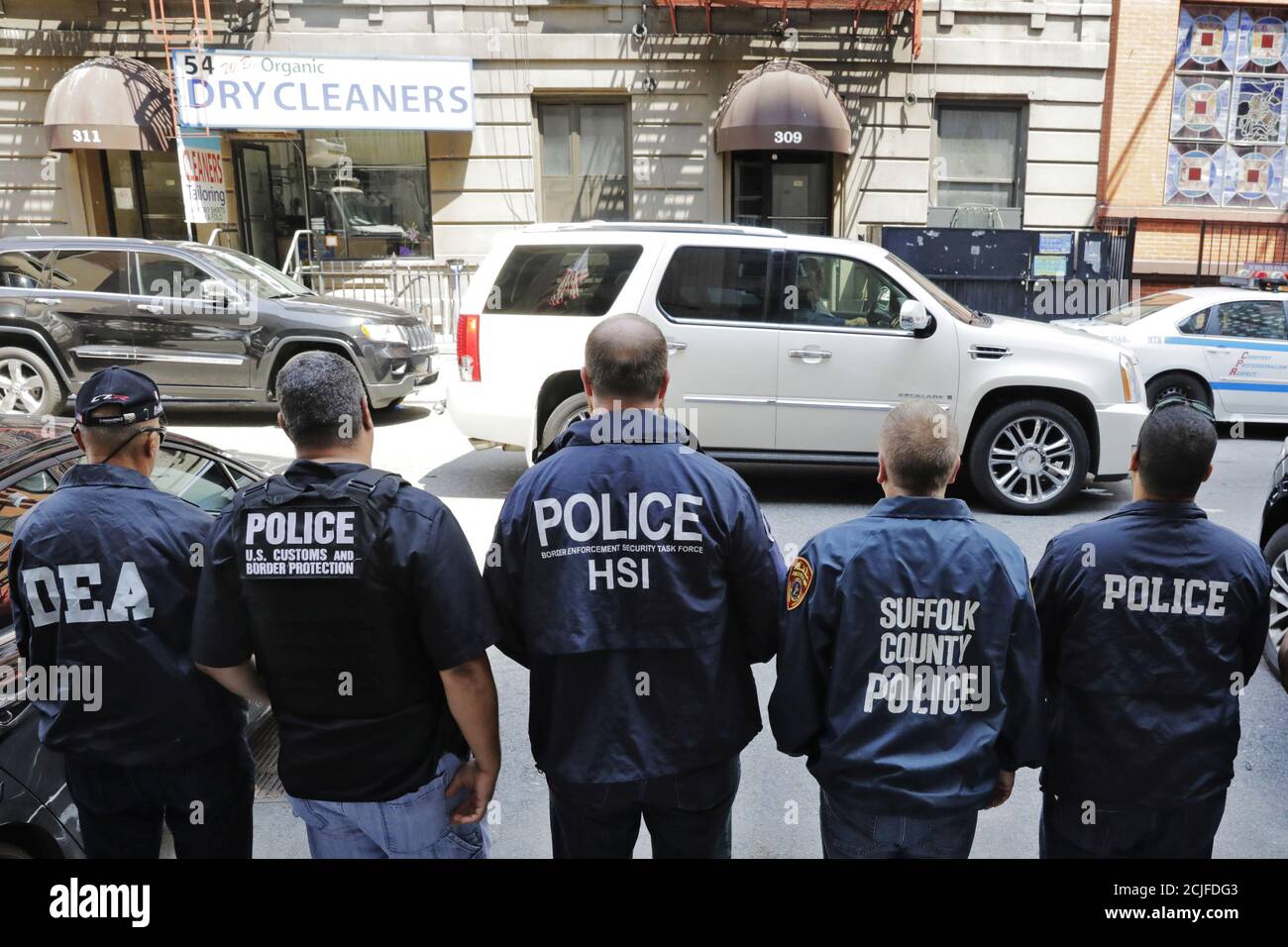 Suffolk county police hi-res stock photography and images - Alamy