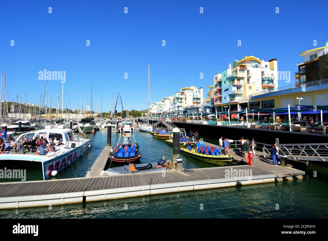 Albufeira promenade hi-res stock photography and images - Alamy