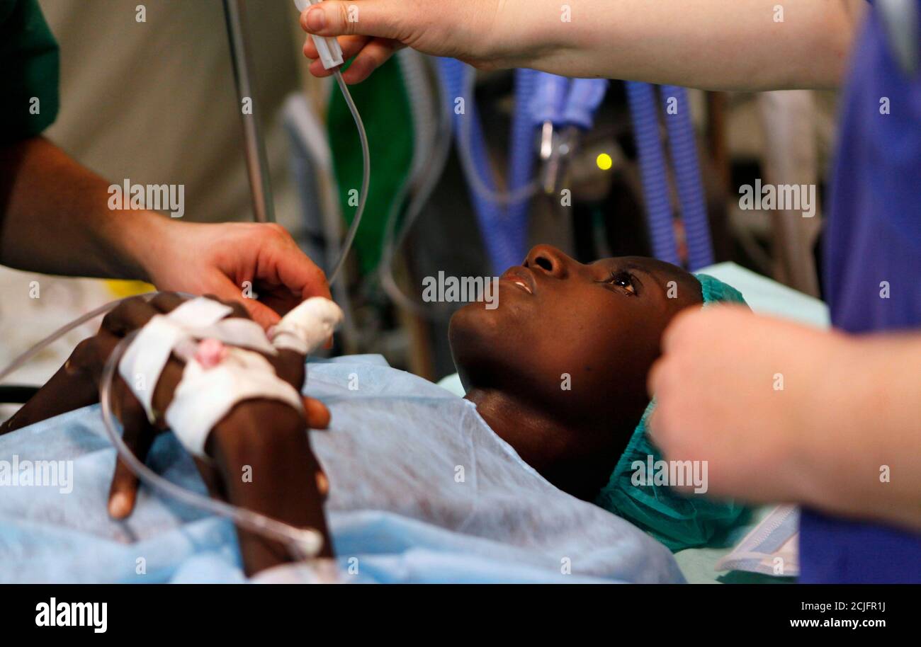 Compound fracture hi-res stock photography and images - Alamy