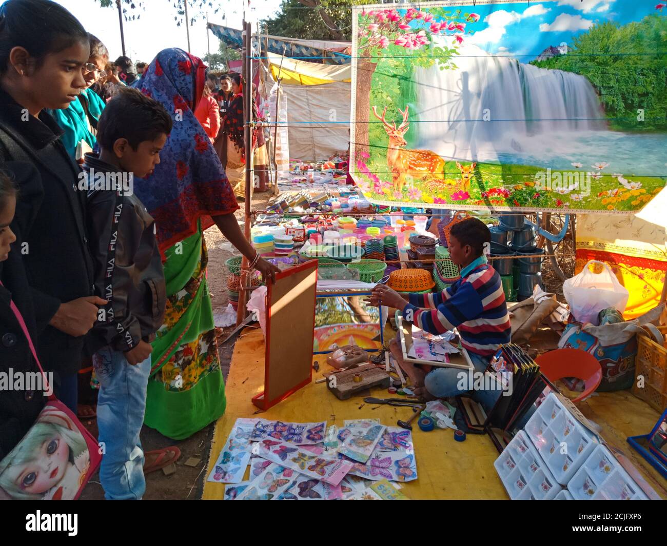 DISTRICT KATNI, INDIA - FEBRUARY 02, 2020: Asian poor people crowd ...