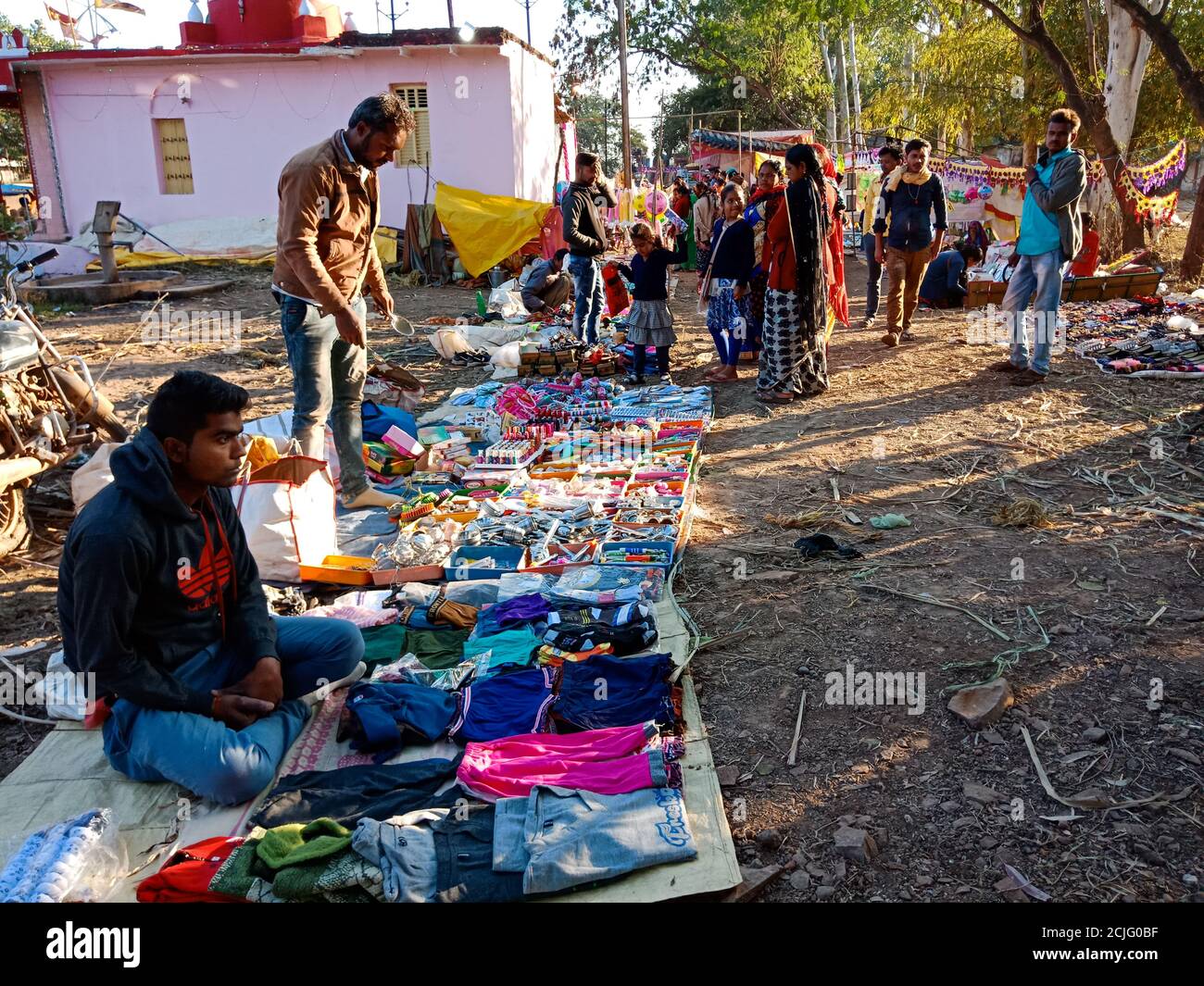 DISTRICT KATNI, INDIA - FEBRUARY 02, 2020: Asian poor people wondering ...