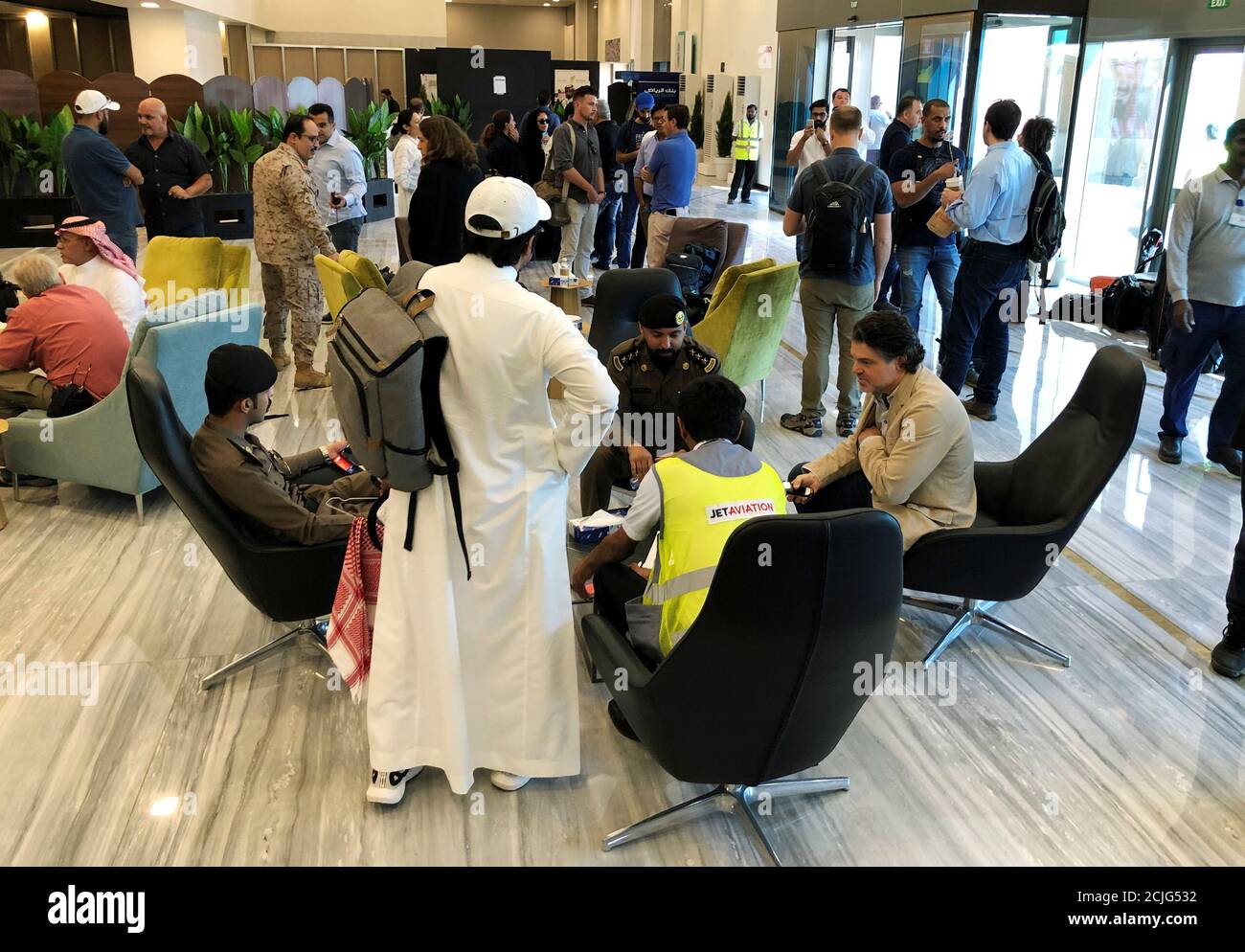Riyadh airport terminal hi-res stock photography and images - Alamy