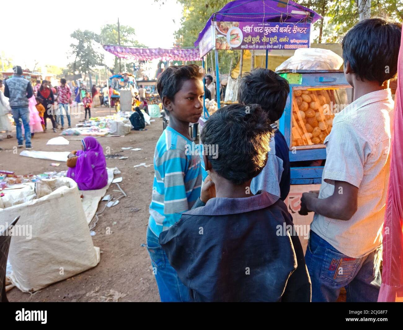 DISTRICT KATNI, INDIA - FEBRUARY 02, 2020: Indian poor children group ...