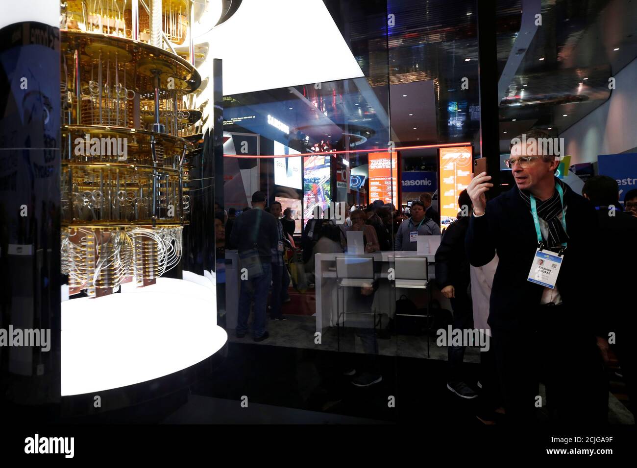 Quantum computer ibm hi-res stock photography and images - Alamy